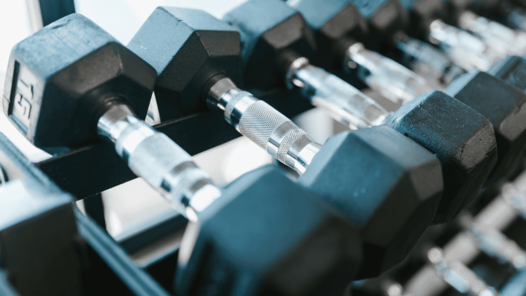 Free Weights vs Machine Weights: Protecting Your Low Back From Injury ...